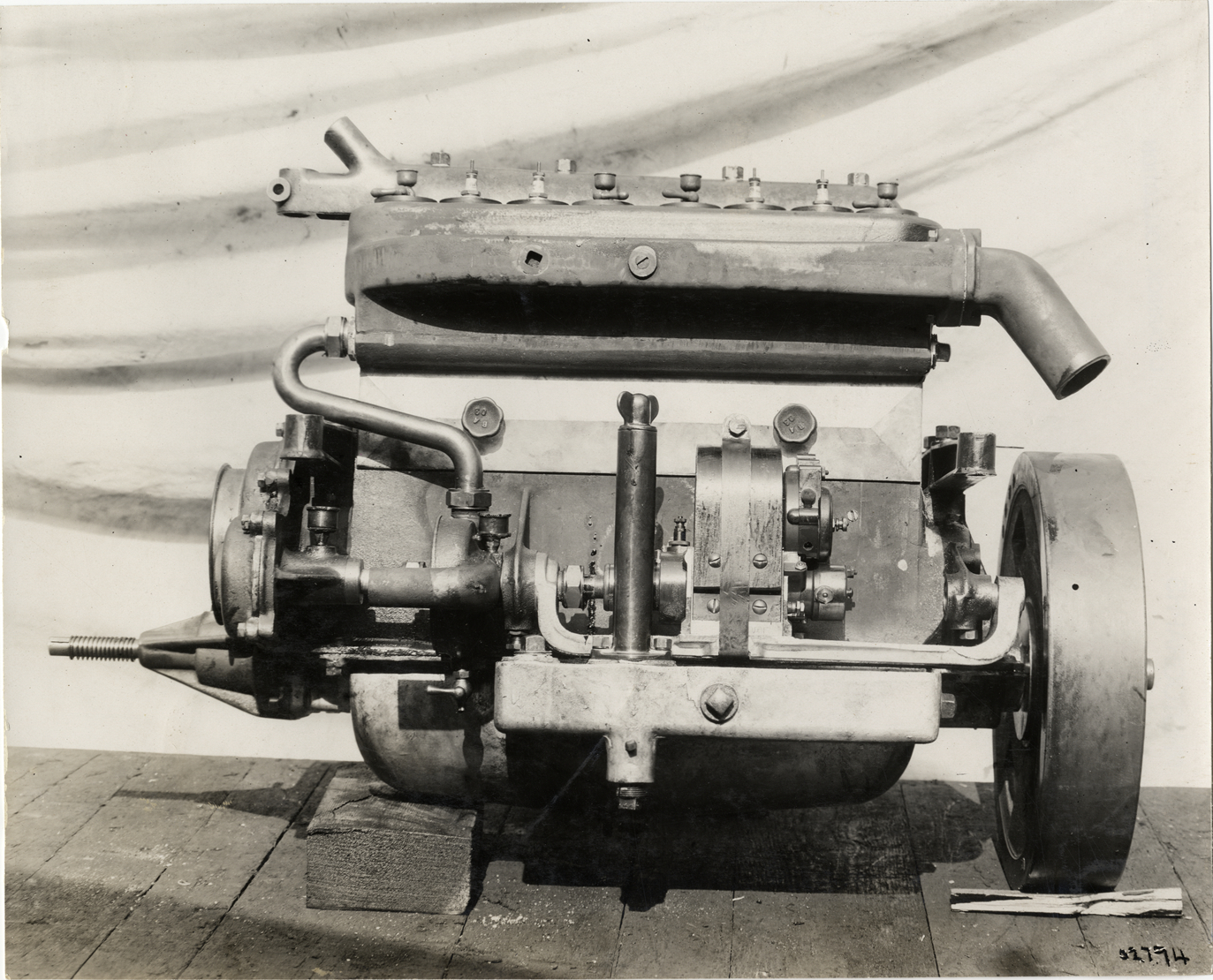 1912 Everitt automobile engine | DPL DAMS