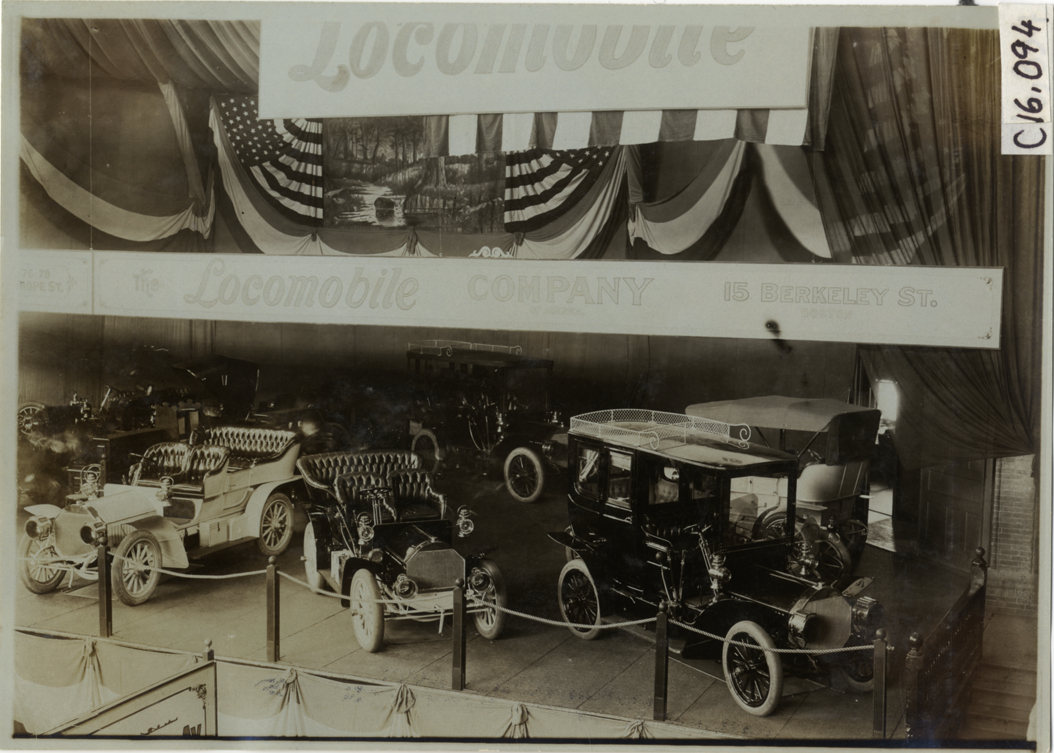 Locomobile Company exhibit, 1905 Boston Auto Show | DPL DAMS