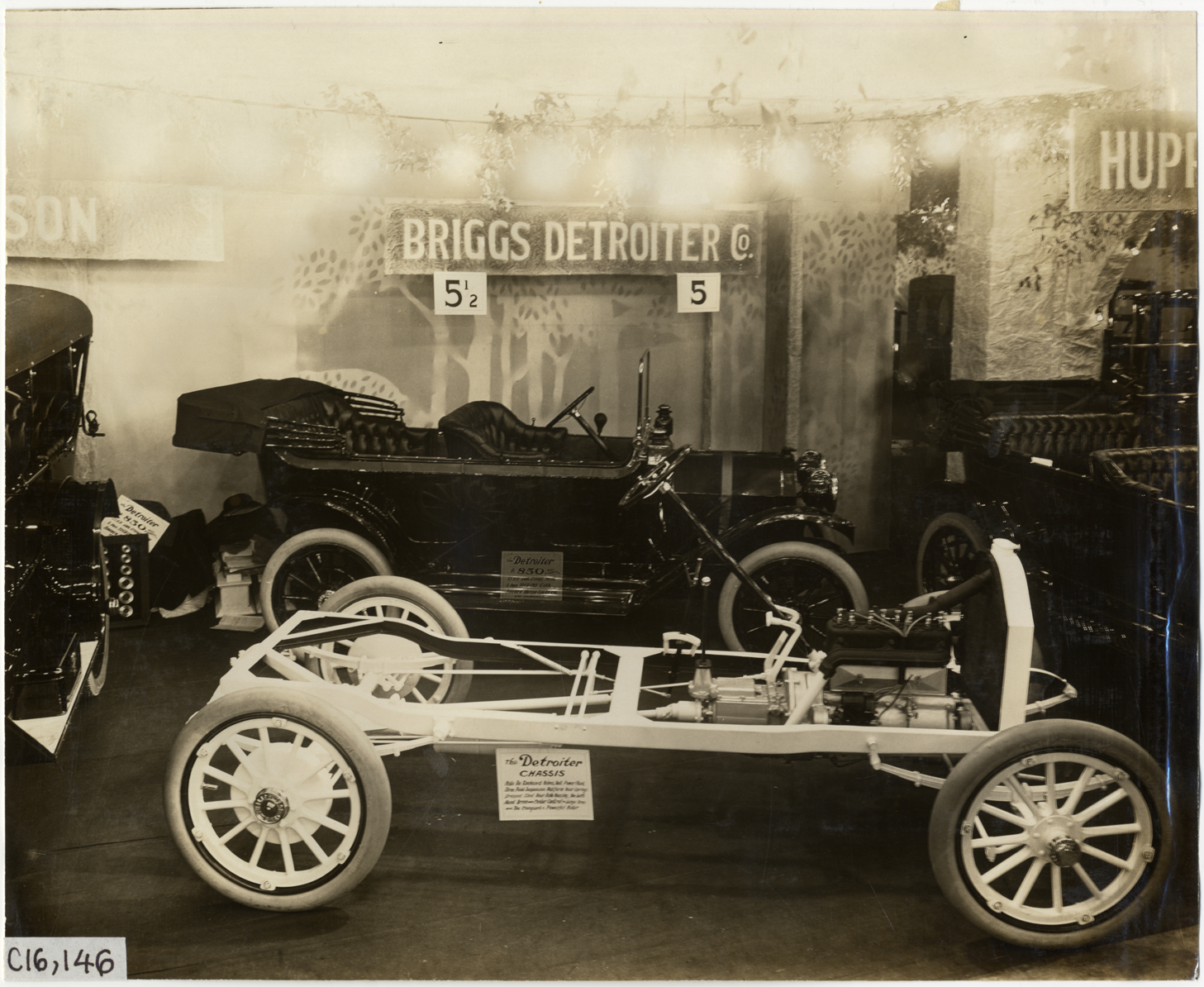 Detroiter automobiles and chassis on display in Briggs Detroiter ...