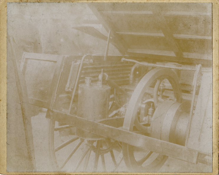 Mueller-Benz automobile engine, 1895 Chicago Times-Herald Race | DPL DAMS