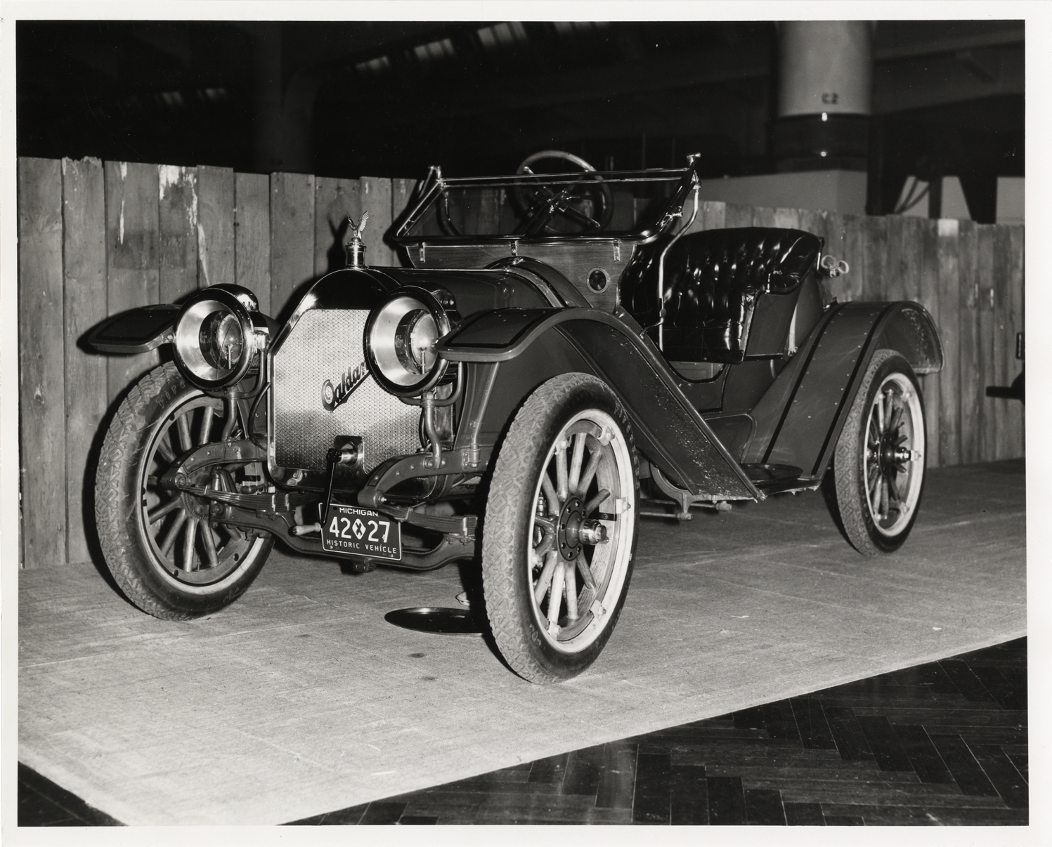 1911 Oakland automobile | DPL DAMS