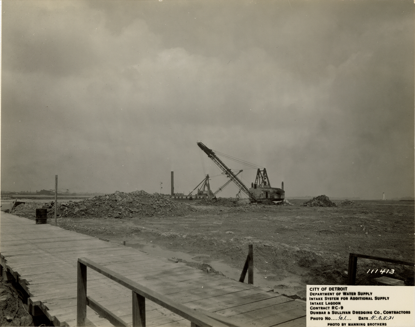 Derrick boat "Dunbar" and a dragline "Cuilene Rhue" trimming back ...