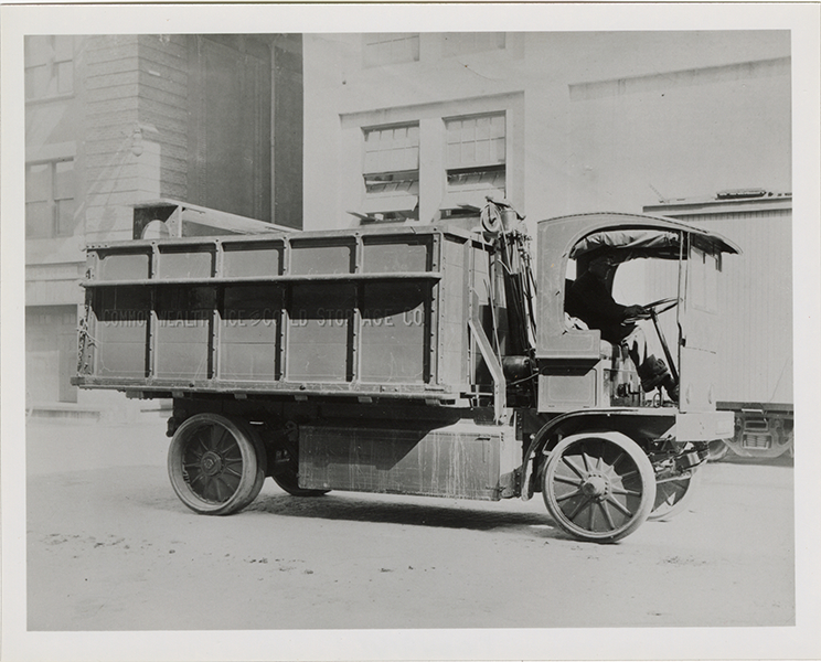 Walker electric truck | DPL DAMS