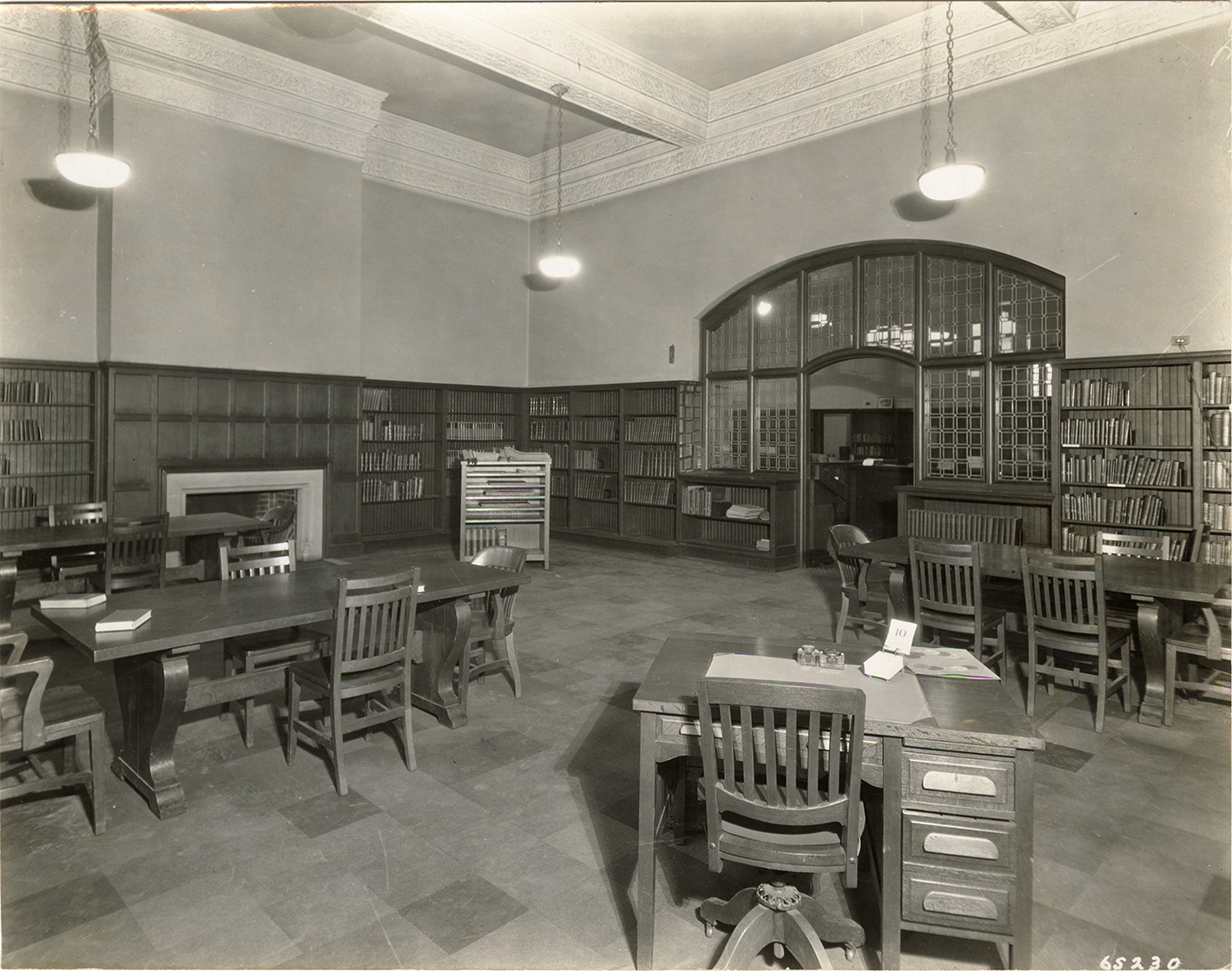 Adult Room, Butzel Branch Library | DPL DAMS