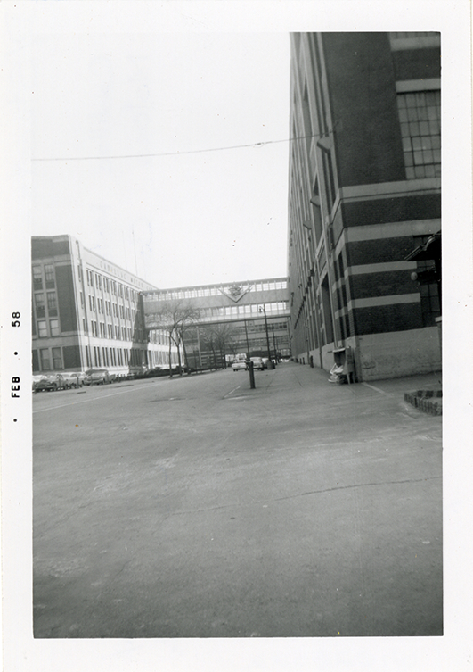 Cadillac Motor Car Division pedestrian bridge over Clark Avenue | DPL DAMS